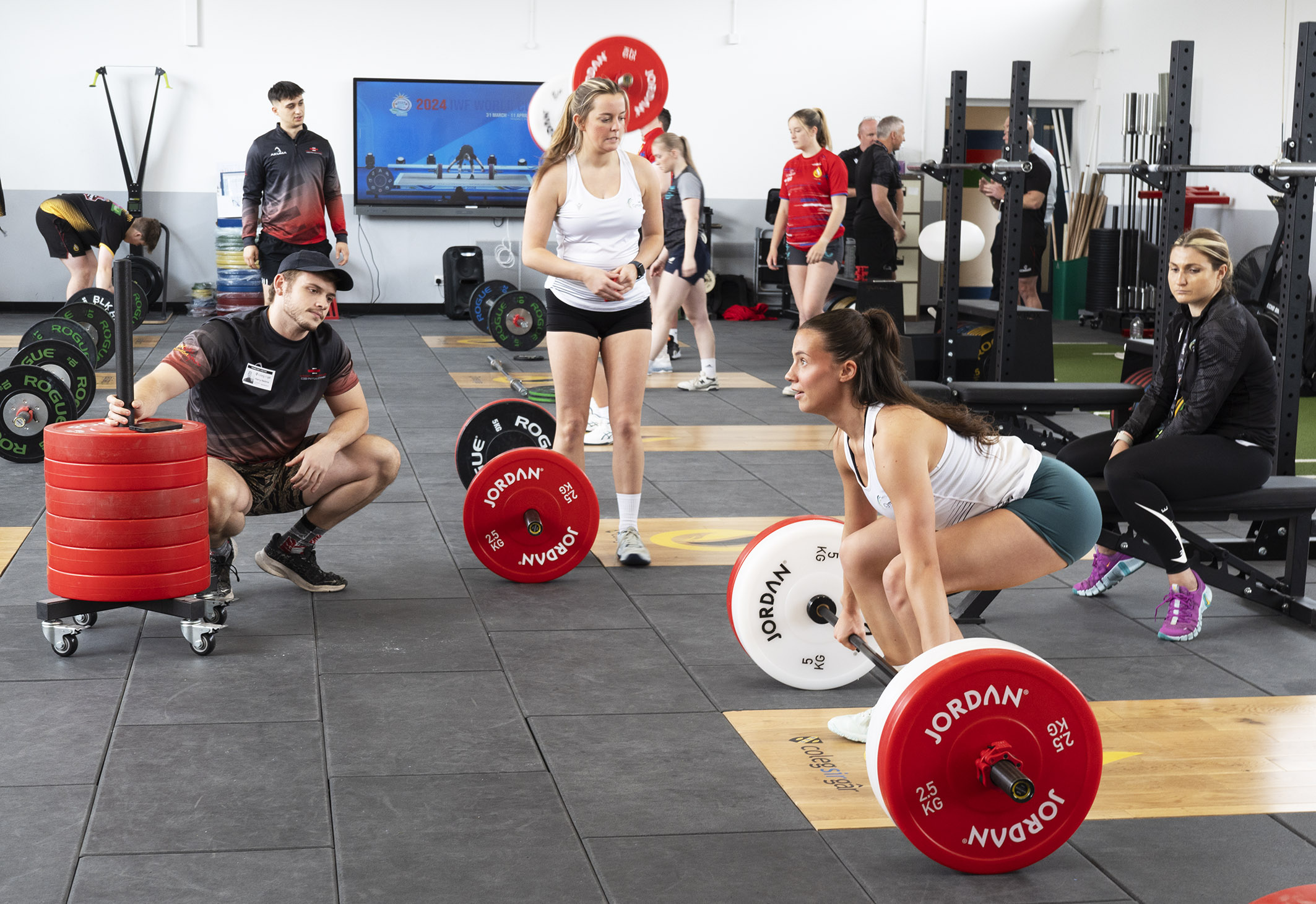 Weightlifting competition offers new sporting opportunities for college ...